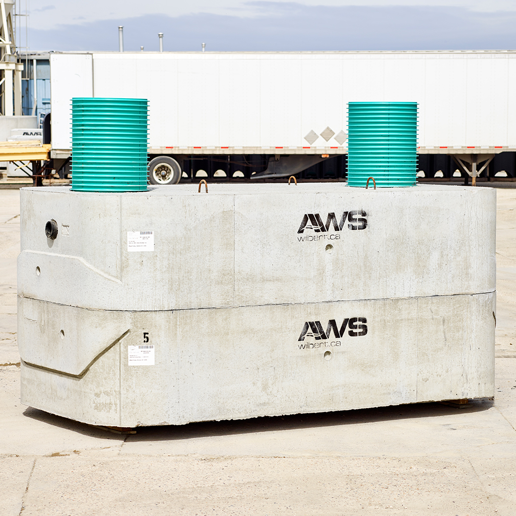 2000 Gal GMH Rinktop 5-Bedroom Septic Tank - Alberta Wilbert Sales